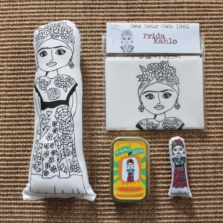 FRIDA KAHLO Sew Your Own Doll Kit – Fat Hen And Flo